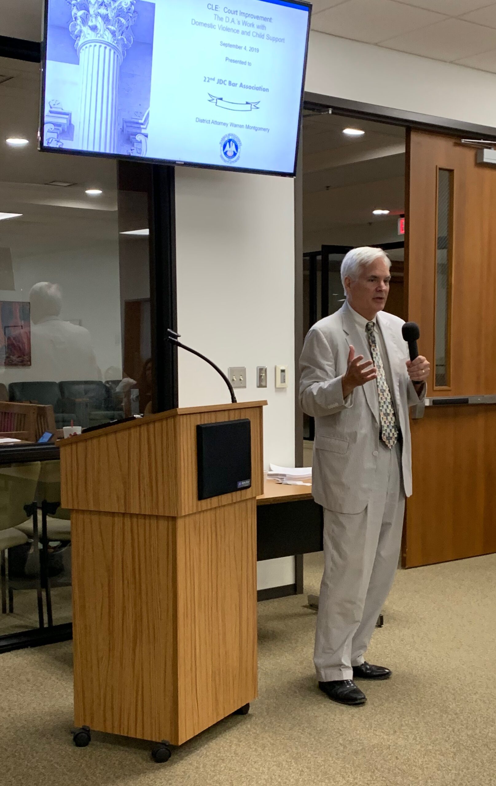D.A. Warren Montgomery presents to the 22nd JDC Family Court’s Bar ...